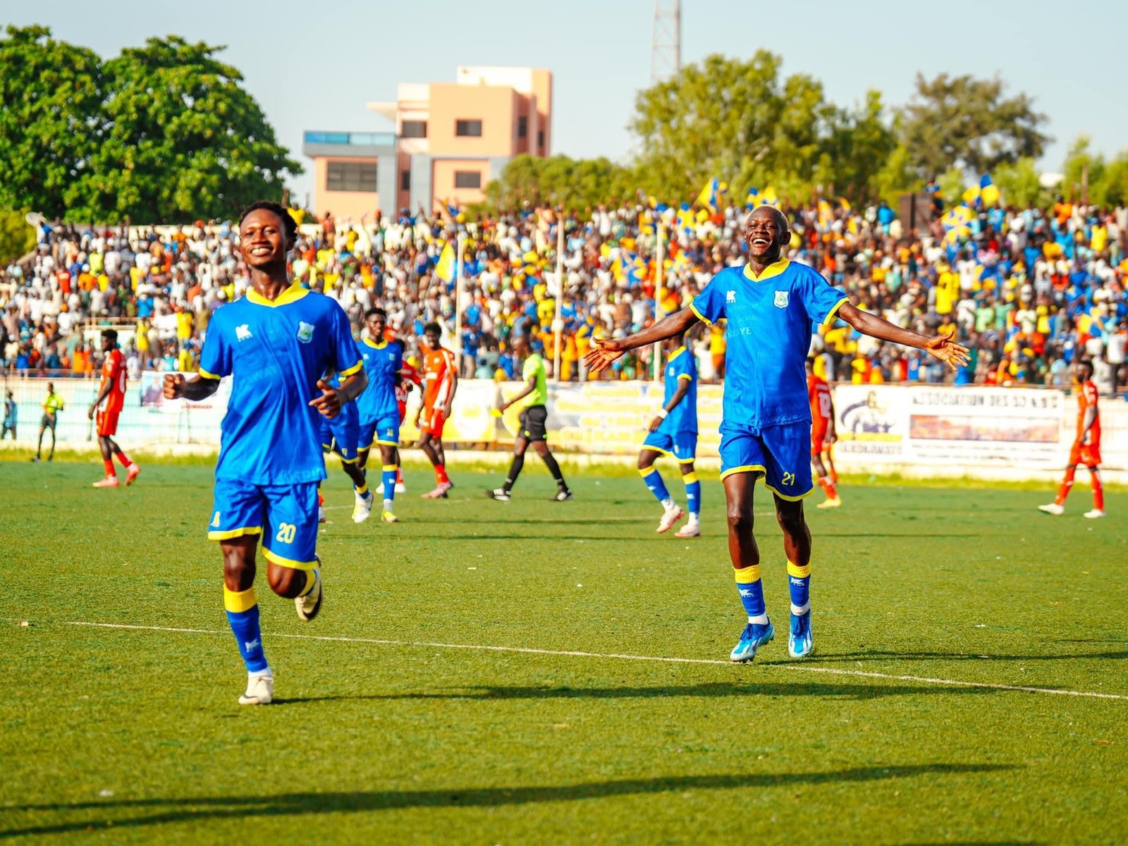 GFC (RE) JOUE LE TITRE — TOUT-FOOT.COM